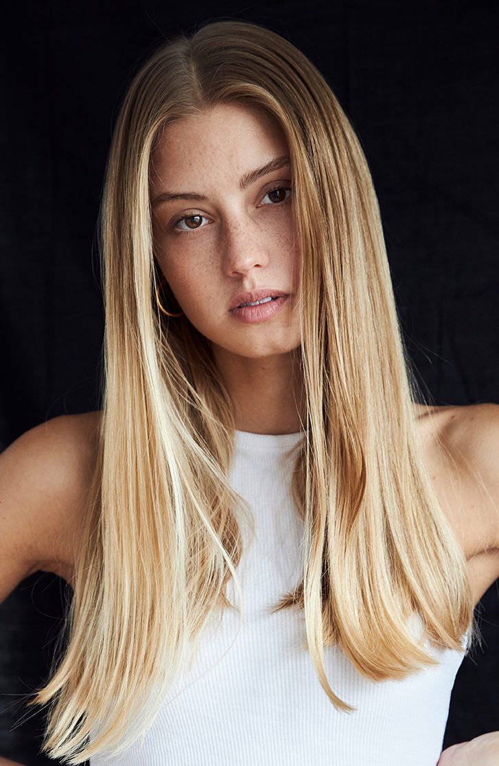 Alisa - McFIT MODELS