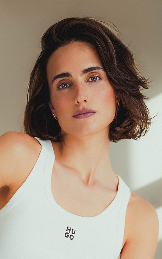 Laura - McFIT MODELS